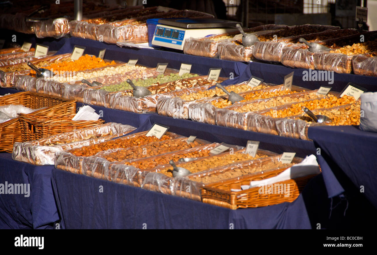 Uk nuts hi-res stock photography and images - Alamy