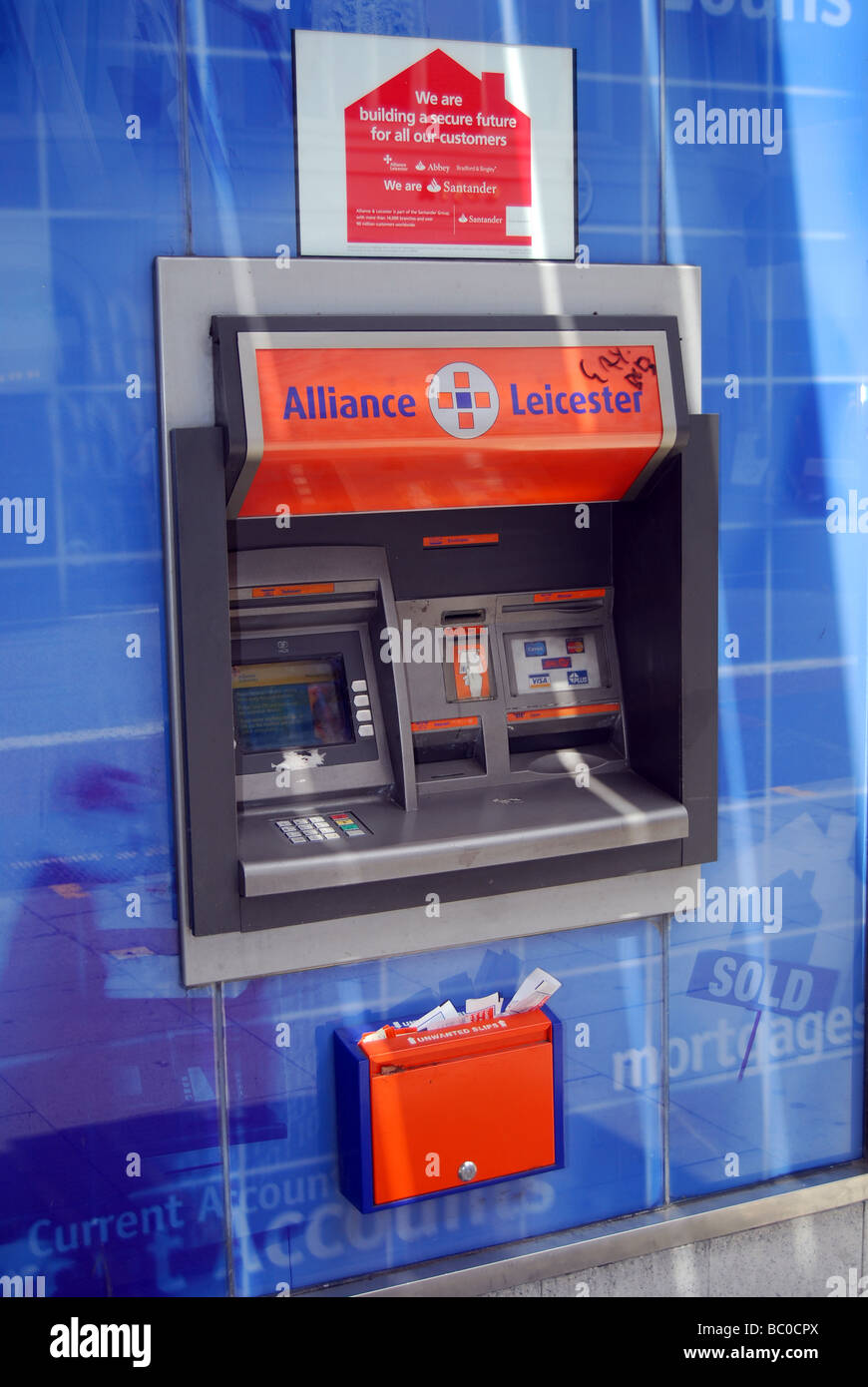 Santander bank cash point card hi-res stock photography and images - Alamy