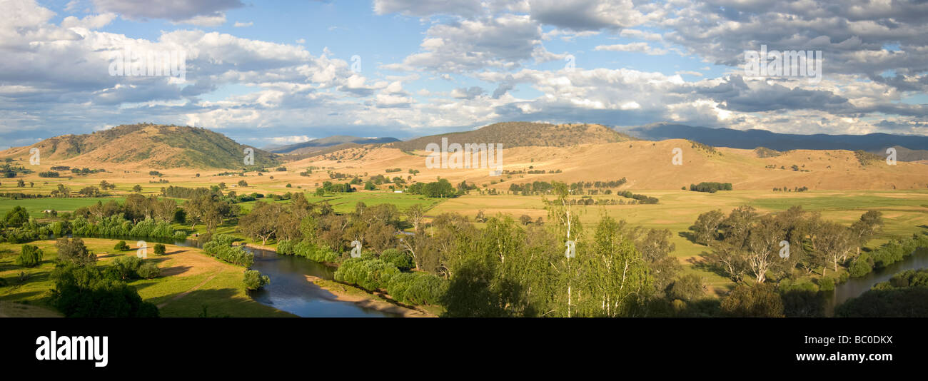 Australia upper murray river valley hi-res stock photography and images ...
