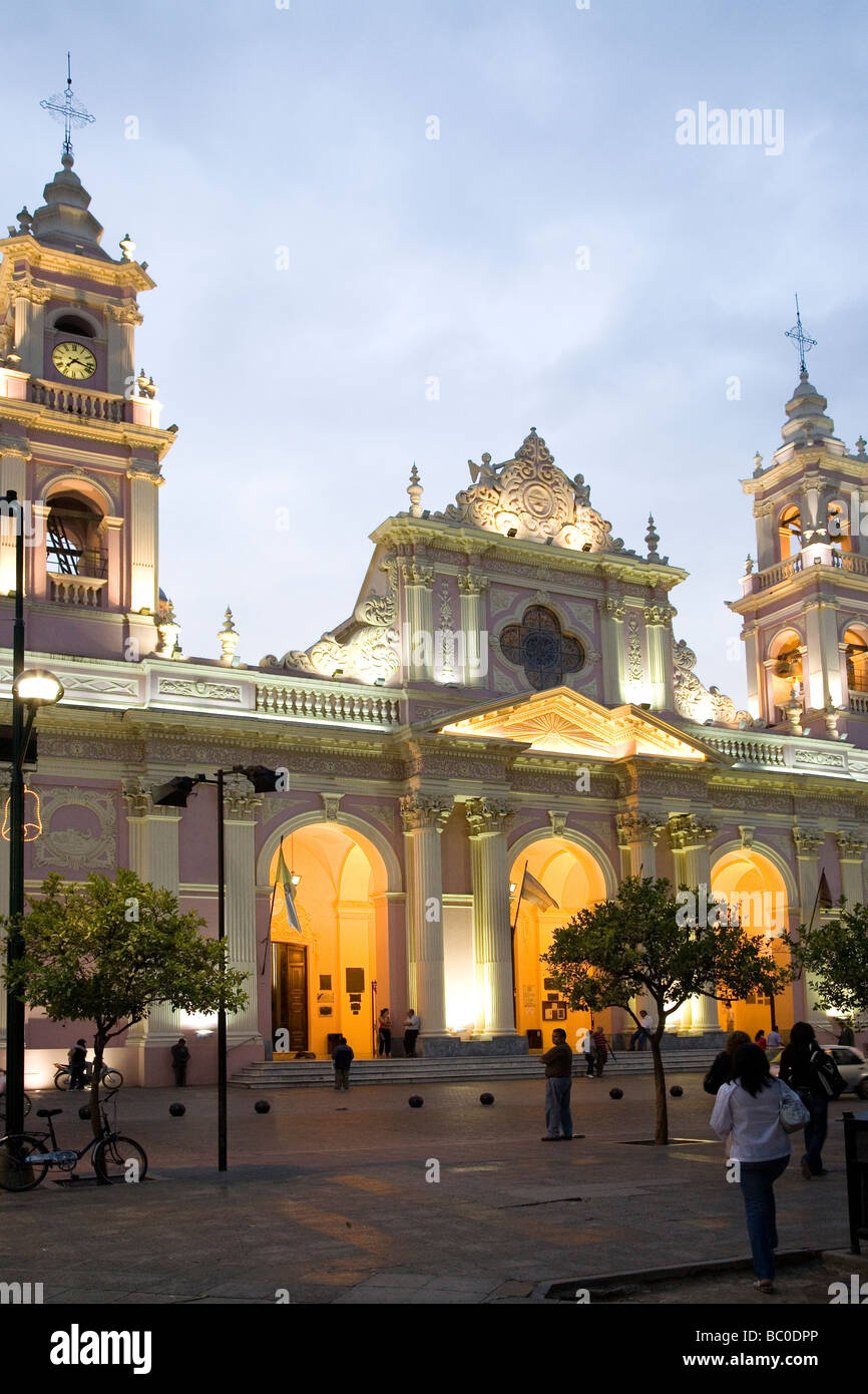 Cathedral churtch hi-res stock photography and images - Alamy