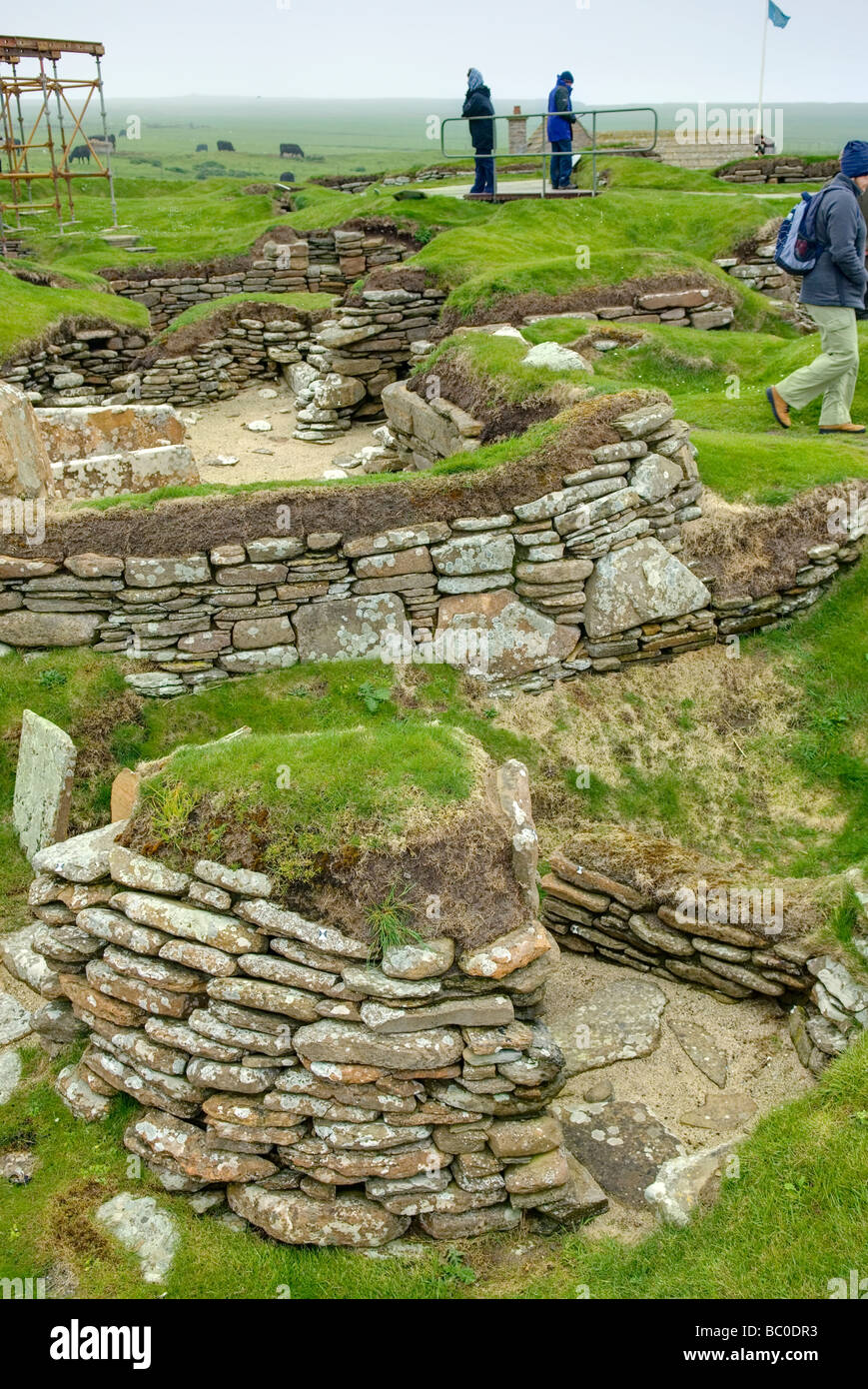 Skara Brae a 5000 year old Neolithic village on Mainland Orkney Islands ...