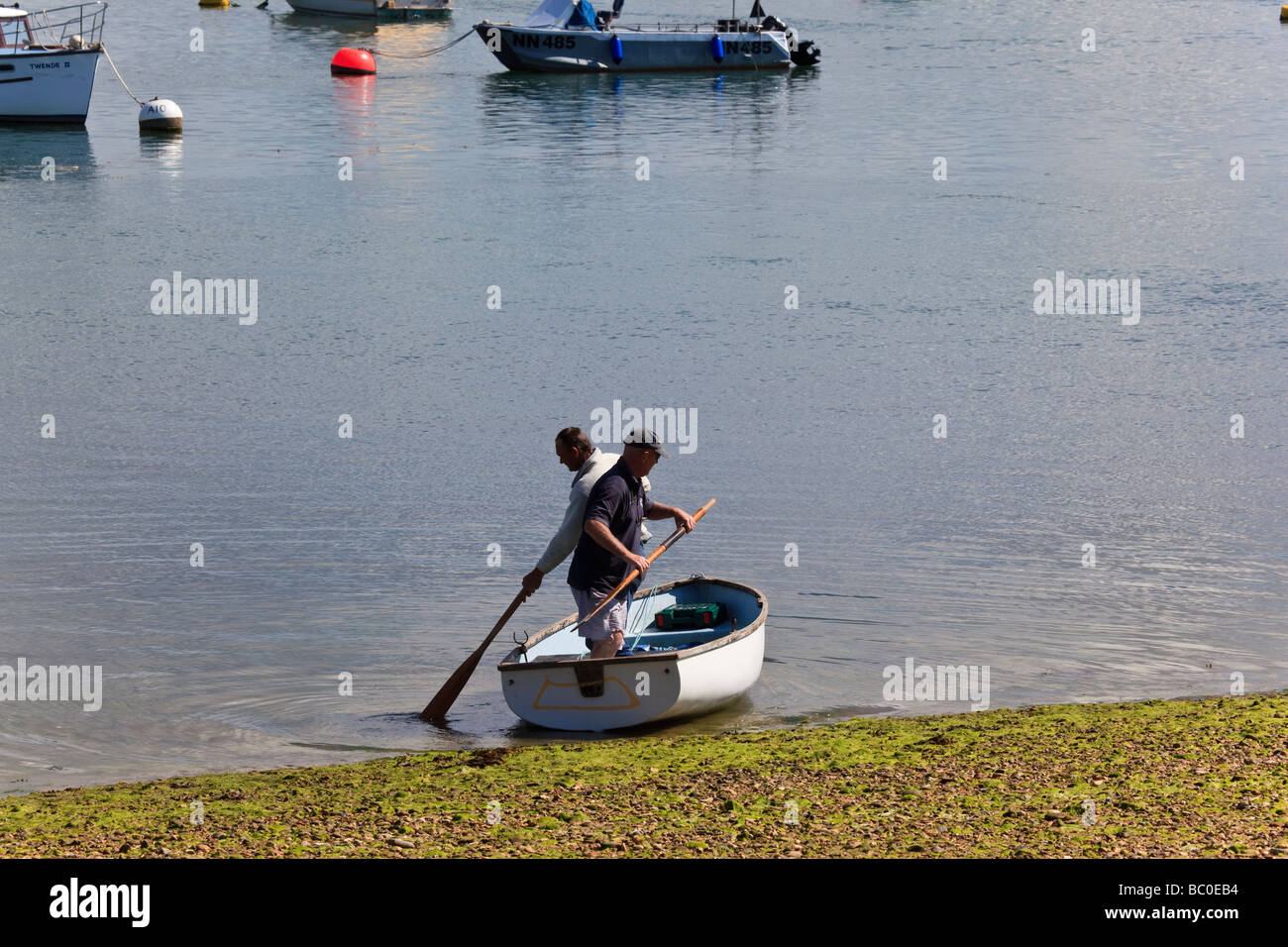 Two oars in row boat hi-res stock photography and images - Alamy