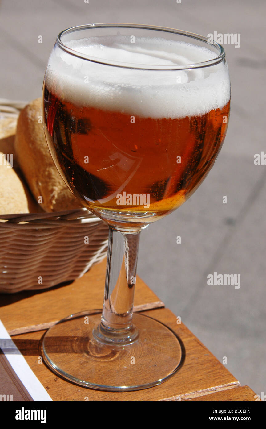 Spring beer hi-res stock photography and images - Alamy