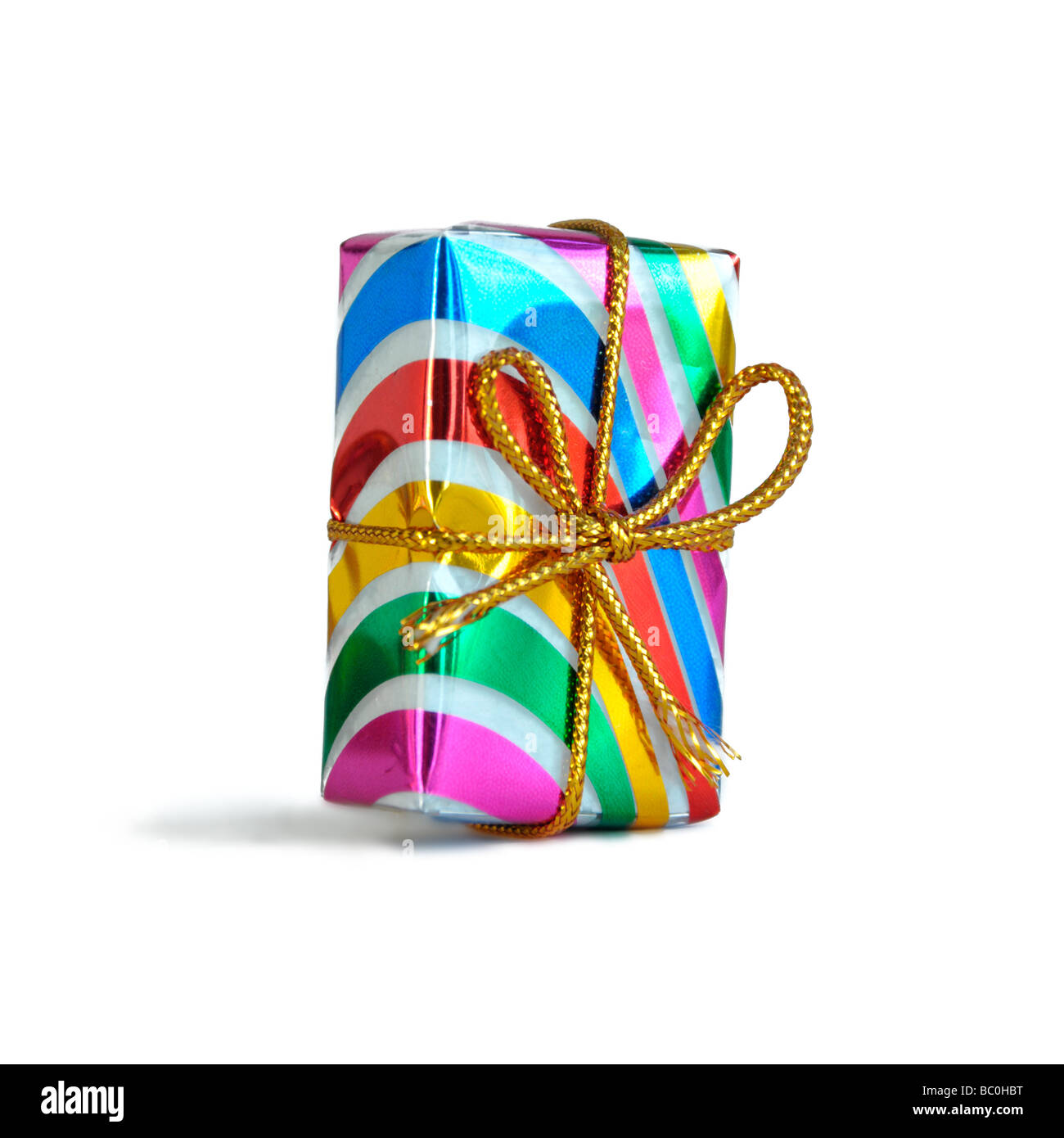 A cutout of a wrapped boxed present Stock Photo - Alamy