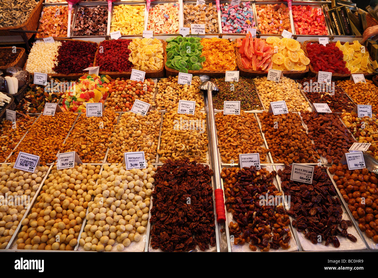 Sale of sweets hi-res stock photography and images - Alamy