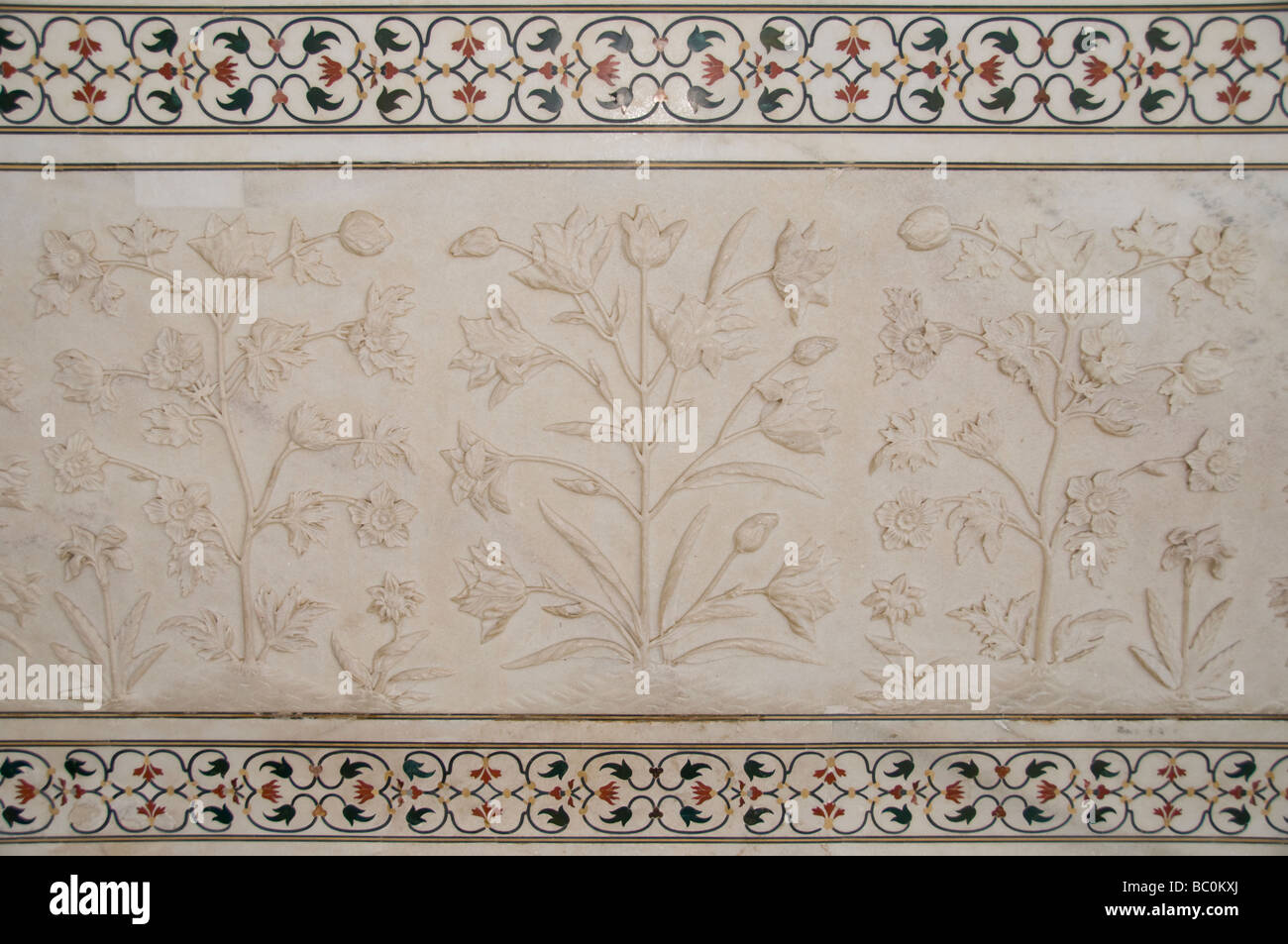 Taj Mahal,Agra.Uttar Pradesh, India.Intricate carving, inlaid Marble ...