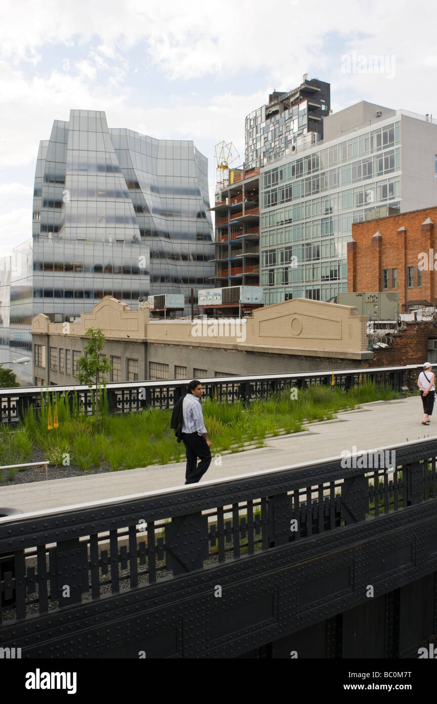 The Highline Park in Chelsea Stock Photo - Alamy