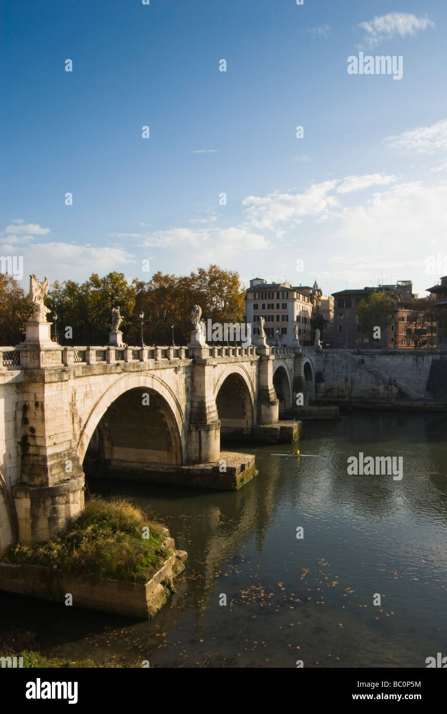Tiber river tourist attractions hi-res stock photography and images - Alamy
