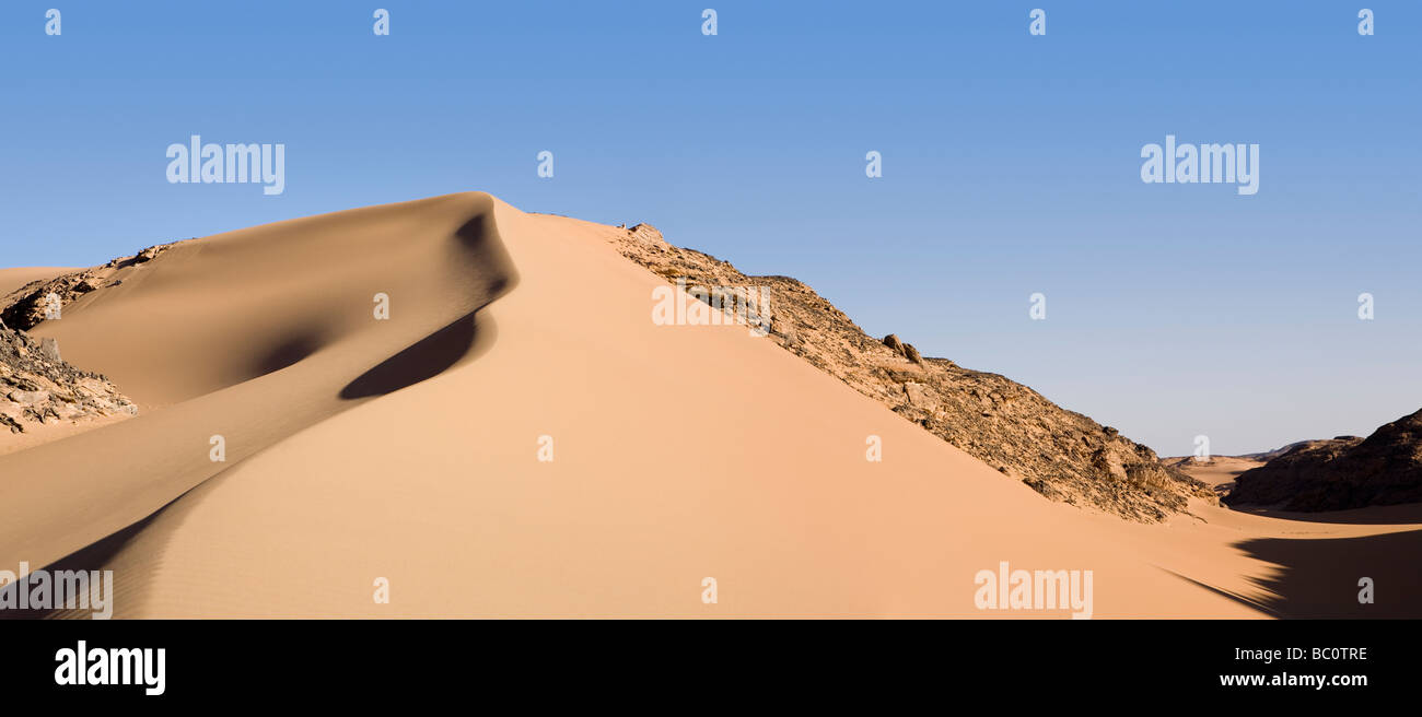 Egypt eastern desert hills hi-res stock photography and images - Alamy