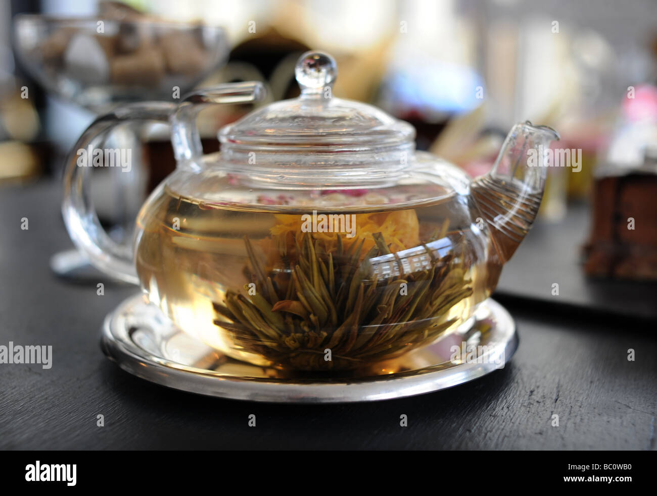 English teapots hi-res stock photography and images - Alamy
