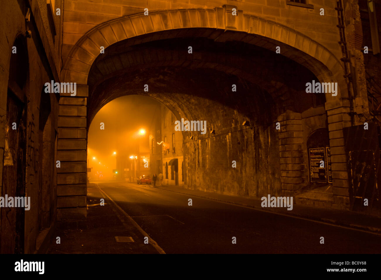 Cowgate edinburgh old town hi-res stock photography and images - Alamy
