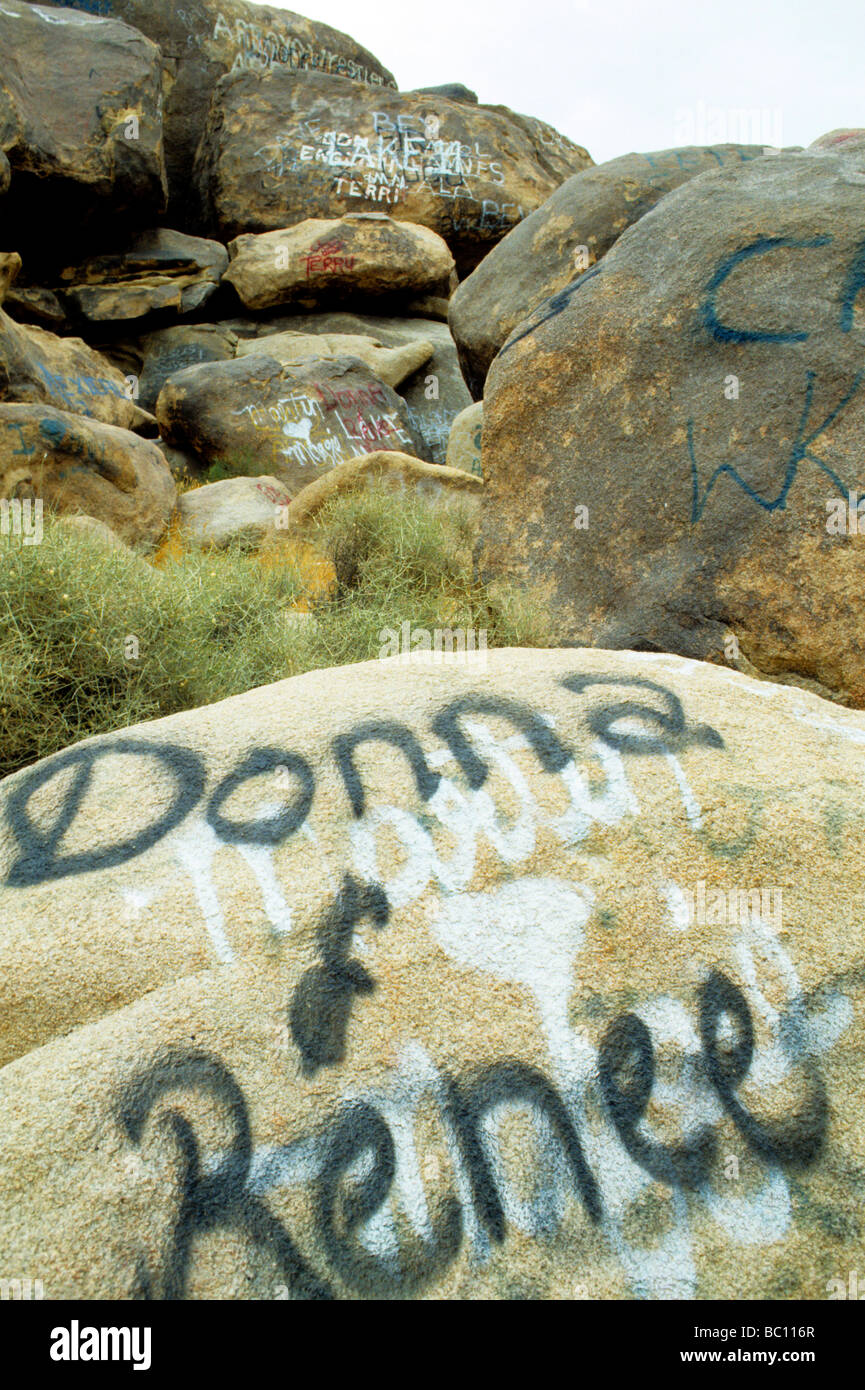 Graffiti Rock Stock Photos & Graffiti Rock Stock Images - Alamy