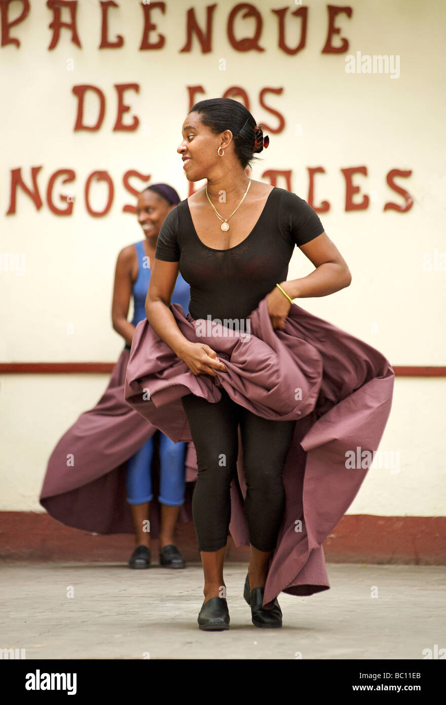 Cuba salsa dance hi-res stock photography and images - Alamy