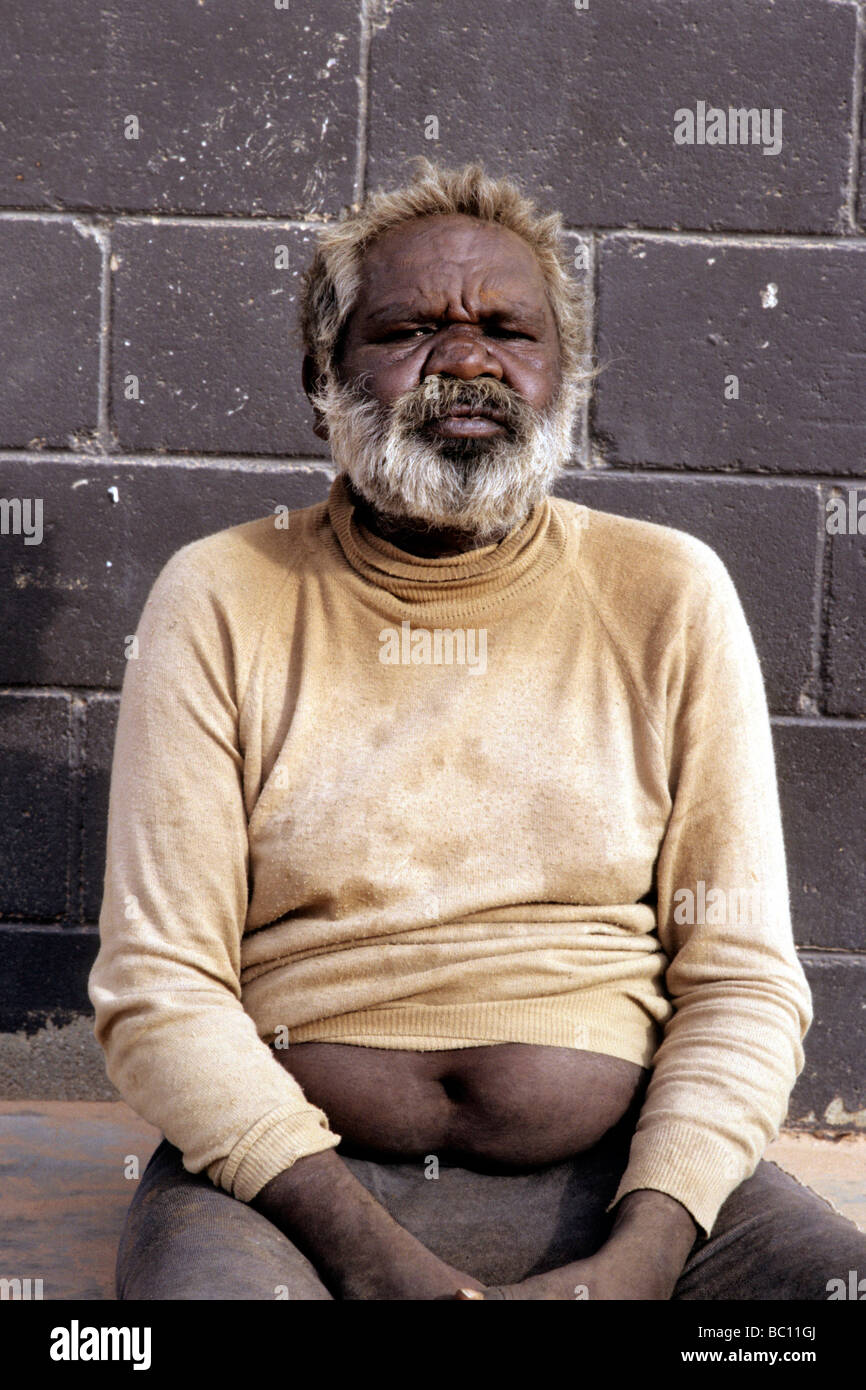 Australia alice springs aboriginal women hi-res stock photography and ...