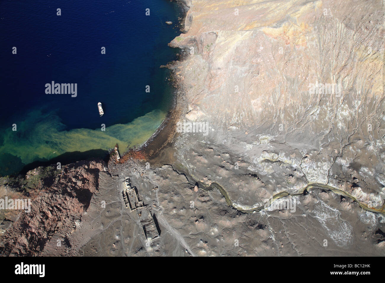 Aerial view of White Island Stock Photo - Alamy