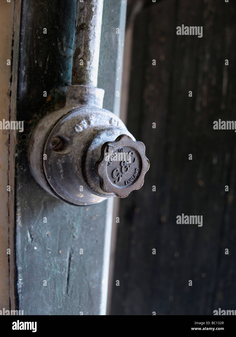 Ancient rotary electric light switch made by GEC Stock Photo - Alamy