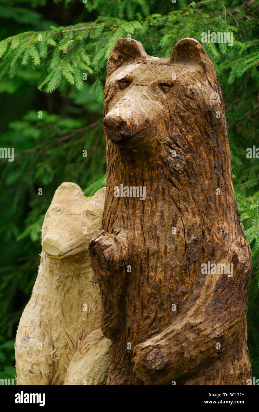 Bears cut from timber Stock Photo - Alamy