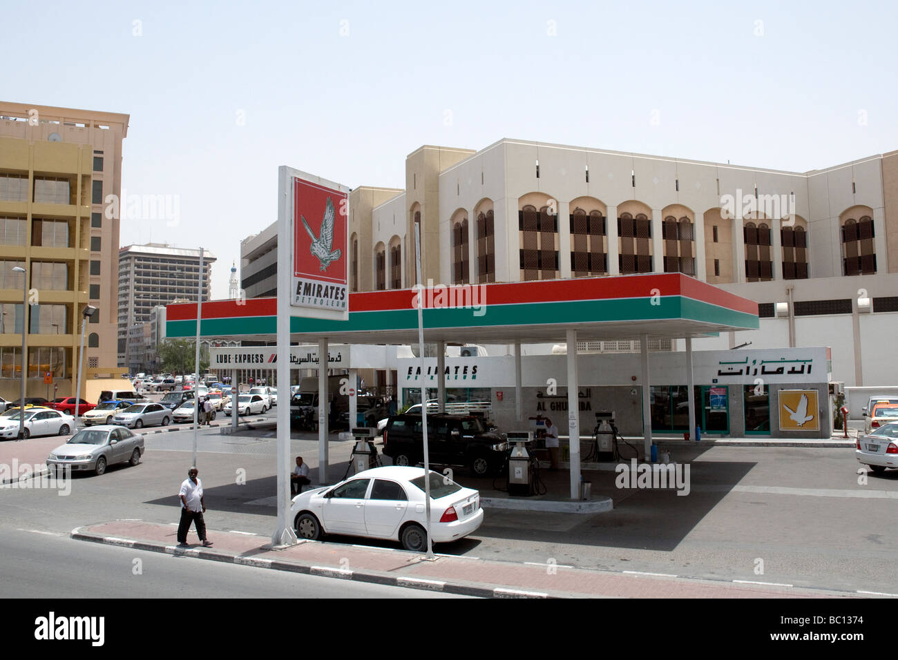 Dubai petrol station united arab hi-res stock photography and images ...