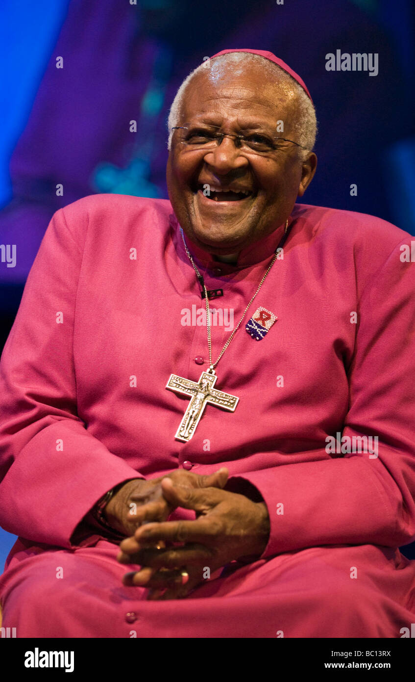 Desmond tutu hi-res stock photography and images - Alamy