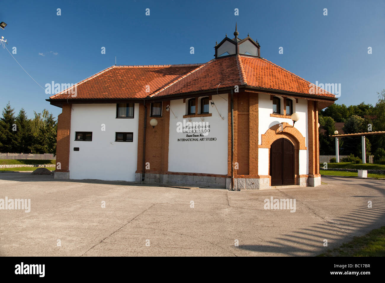 Trnavac art gallery hi-res stock photography and images - Alamy
