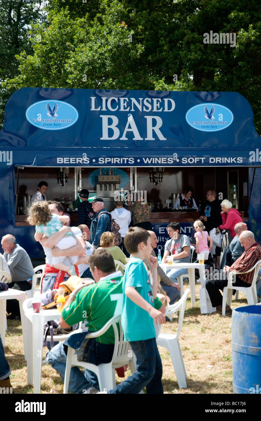 Licensed bar at at the Welsh Game Fair 2009 Stock Photo - Alamy