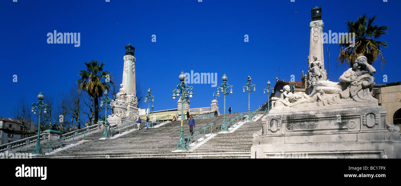 Marseille saint charles station statue hi-res stock photography and ...