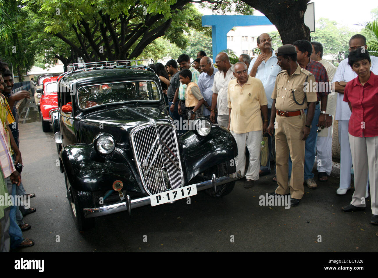 A HERITAGE CAR ON SHOW AT THE MADRAS HERITAGE MOTORING CLUB, TAMILNADU ...