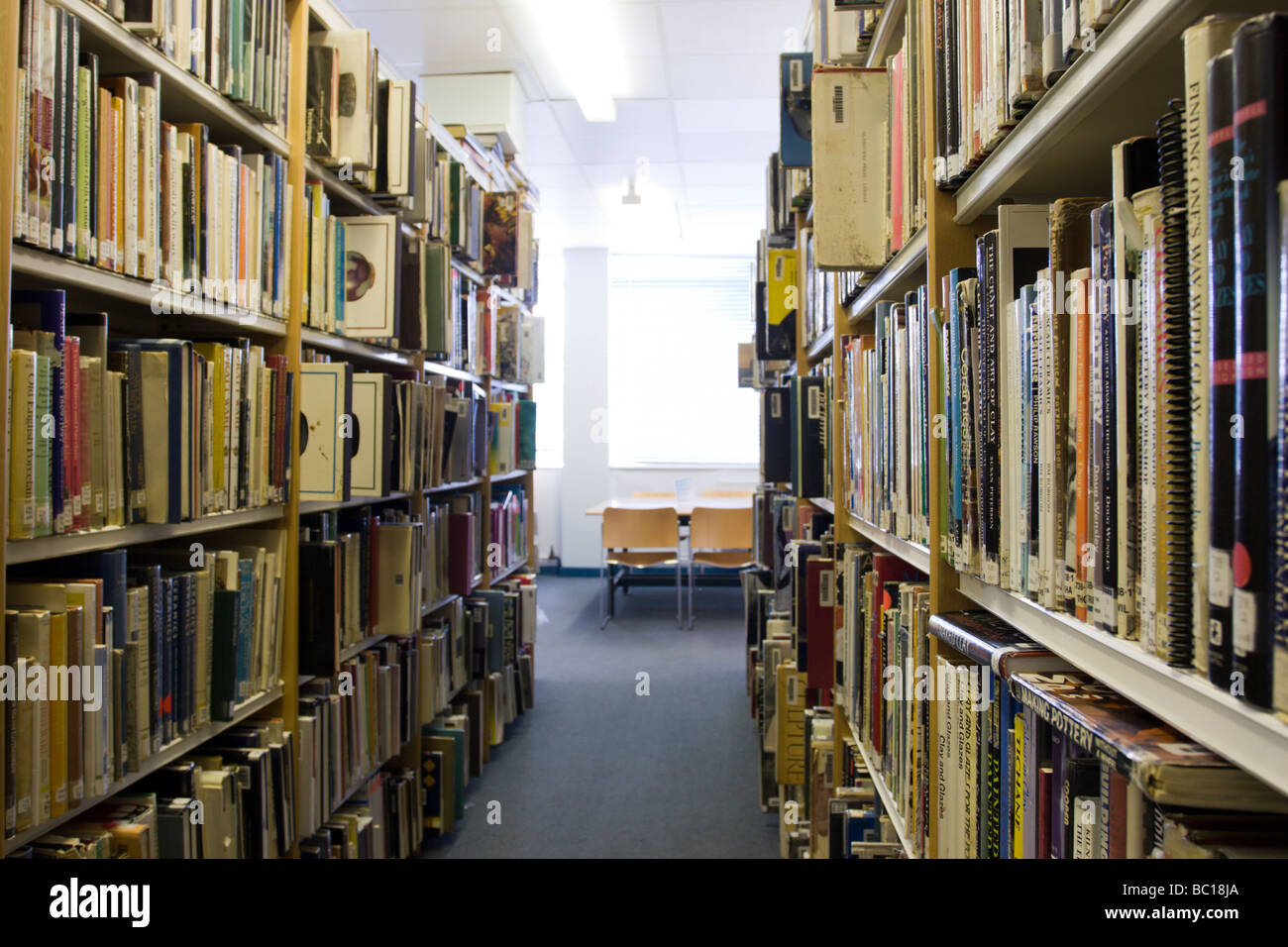 Quiet sign library hi-res stock photography and images - Alamy