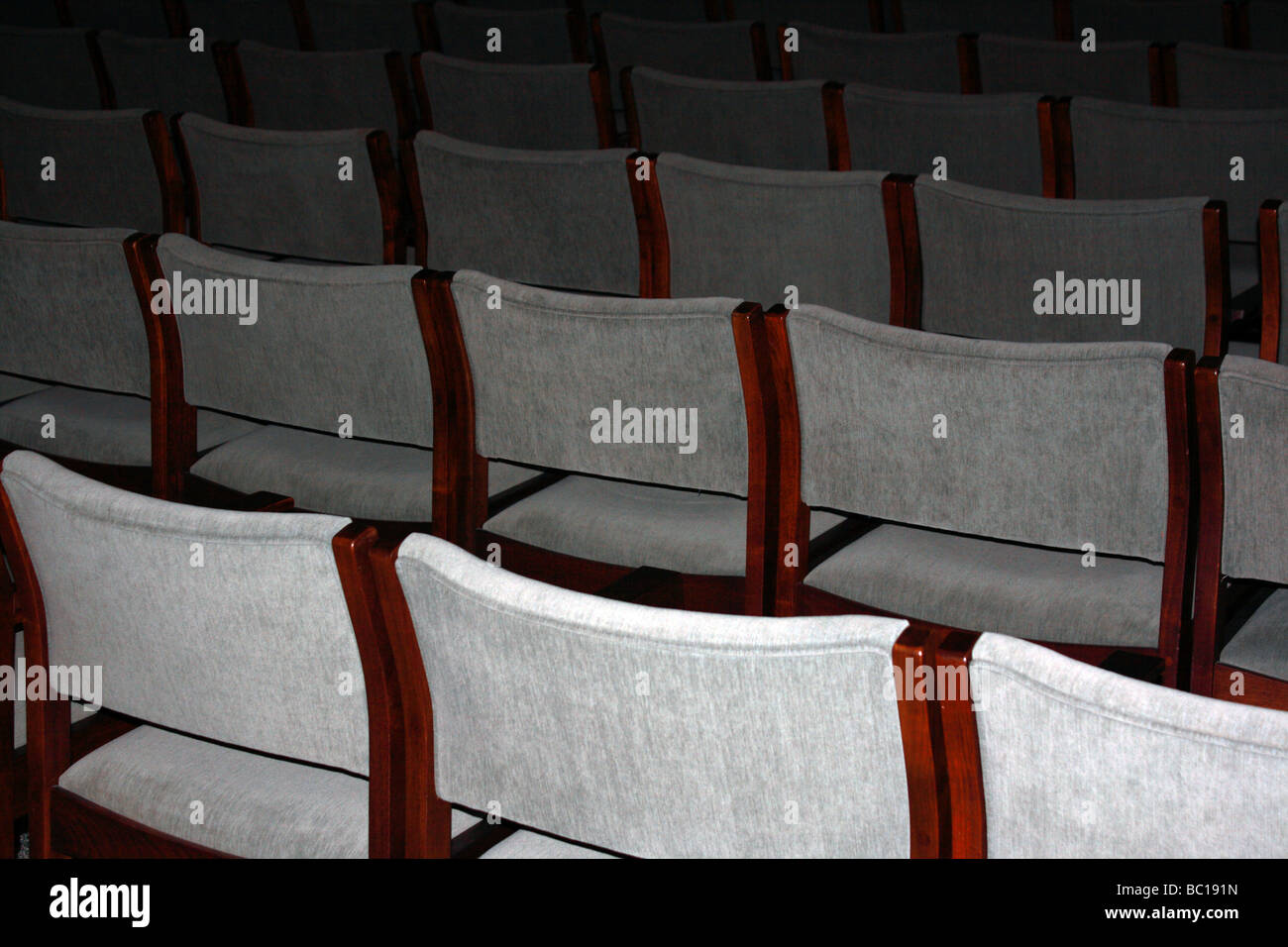 Line at movie theater hi-res stock photography and images - Alamy