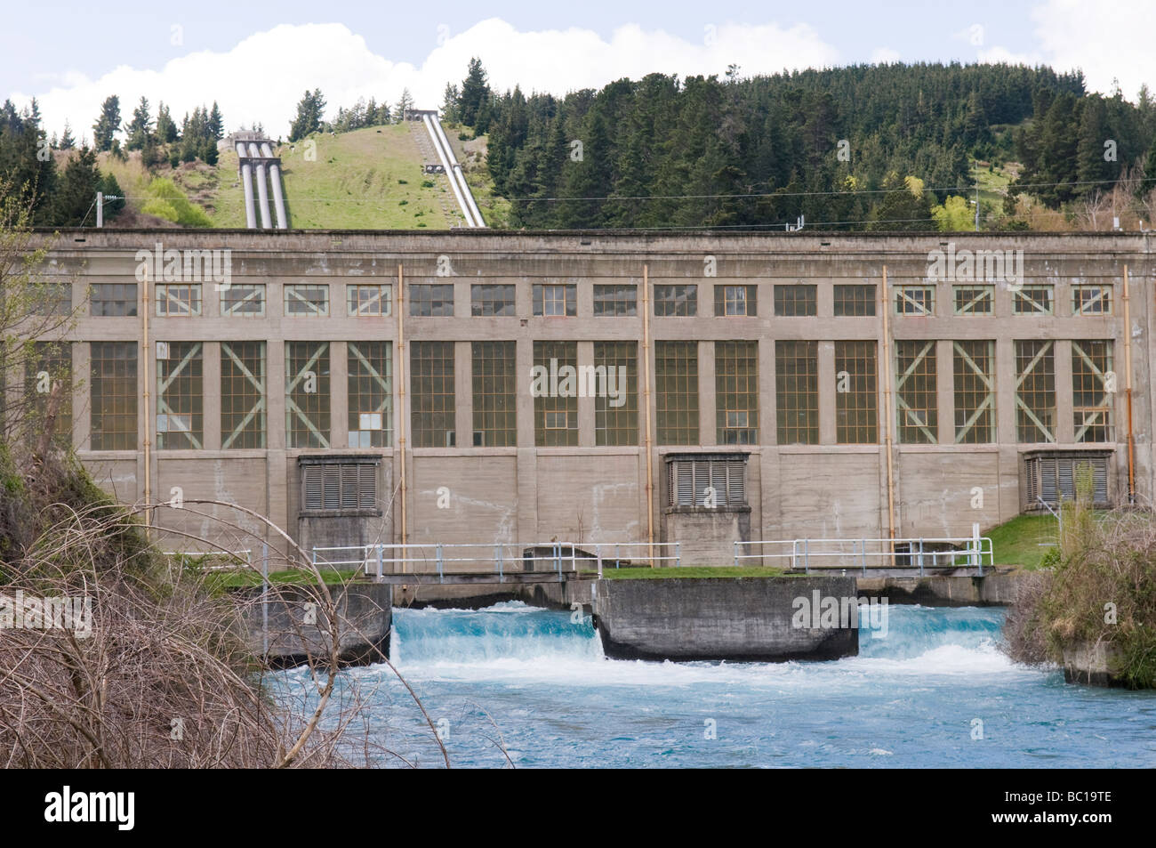 Lake Coleridge hydro plant, disgorging into its tailrace, which leads ...