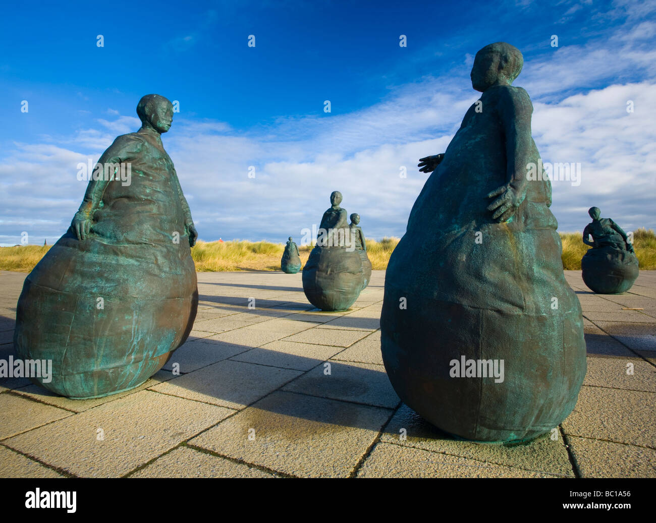 Conversation piece south shields hi-res stock photography and images ...