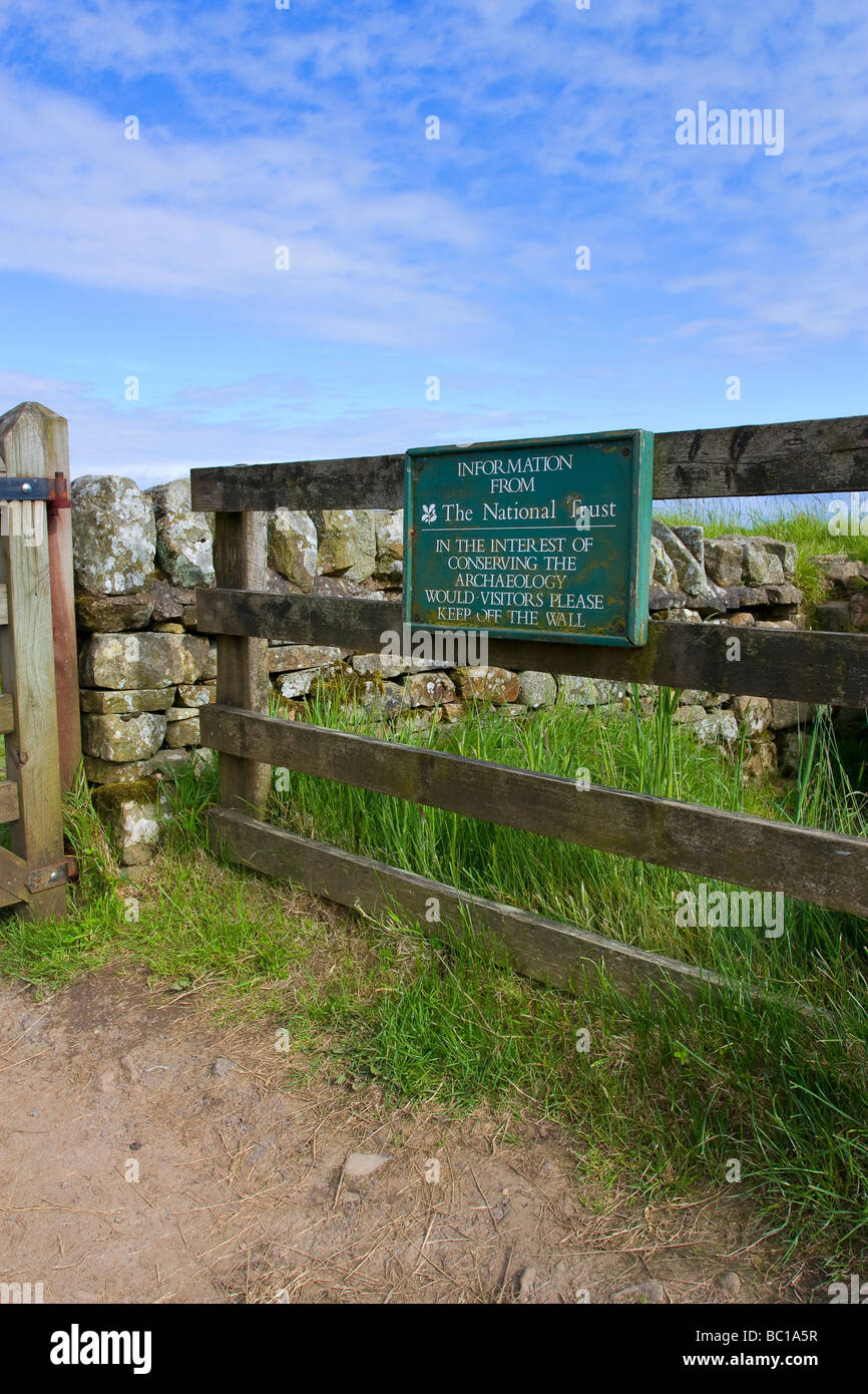 Hadrians wall path sign hi-res stock photography and images - Alamy