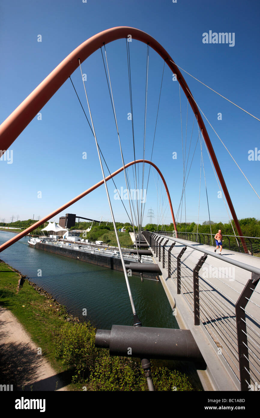 Double bow bridge hi-res stock photography and images - Alamy