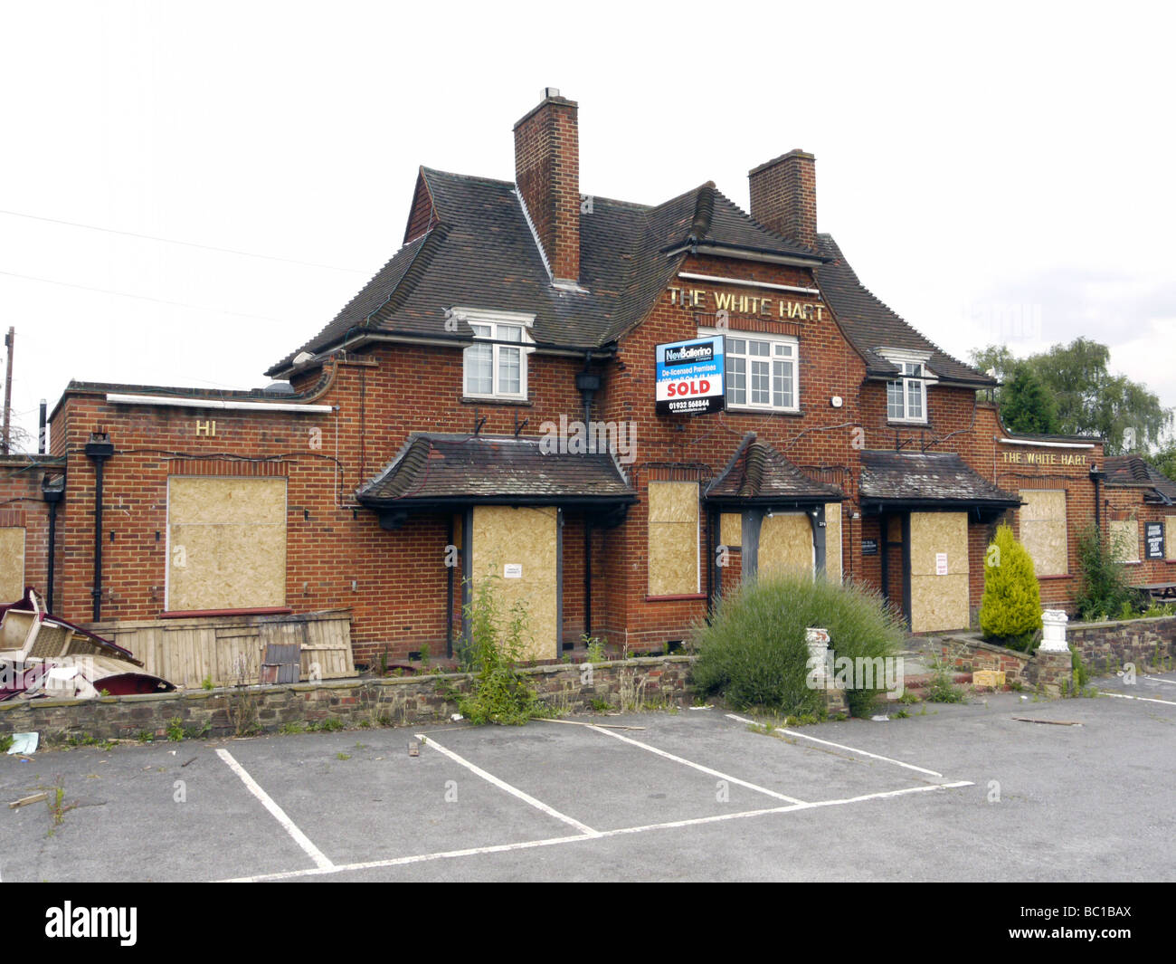 Licenced premises hi-res stock photography and images - Alamy