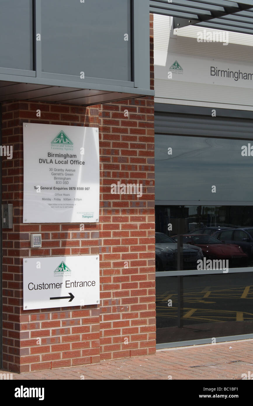 Dvla office hi-res stock photography and images - Alamy