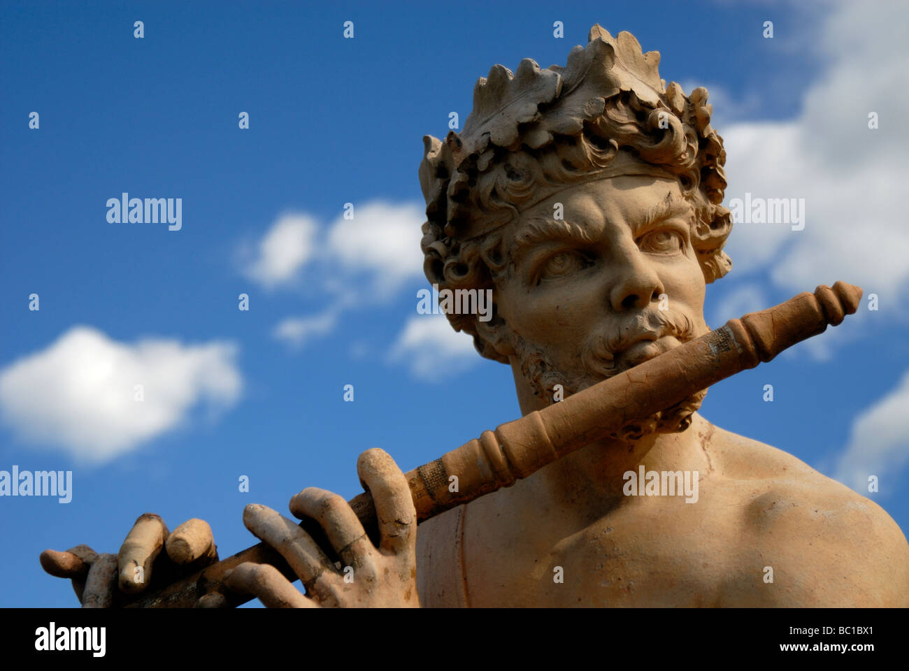 Piper Statue High Resolution Stock Photography and Images - Alamy
