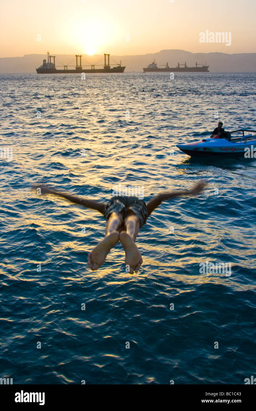 Boy dive hi-res stock photography and images - Alamy