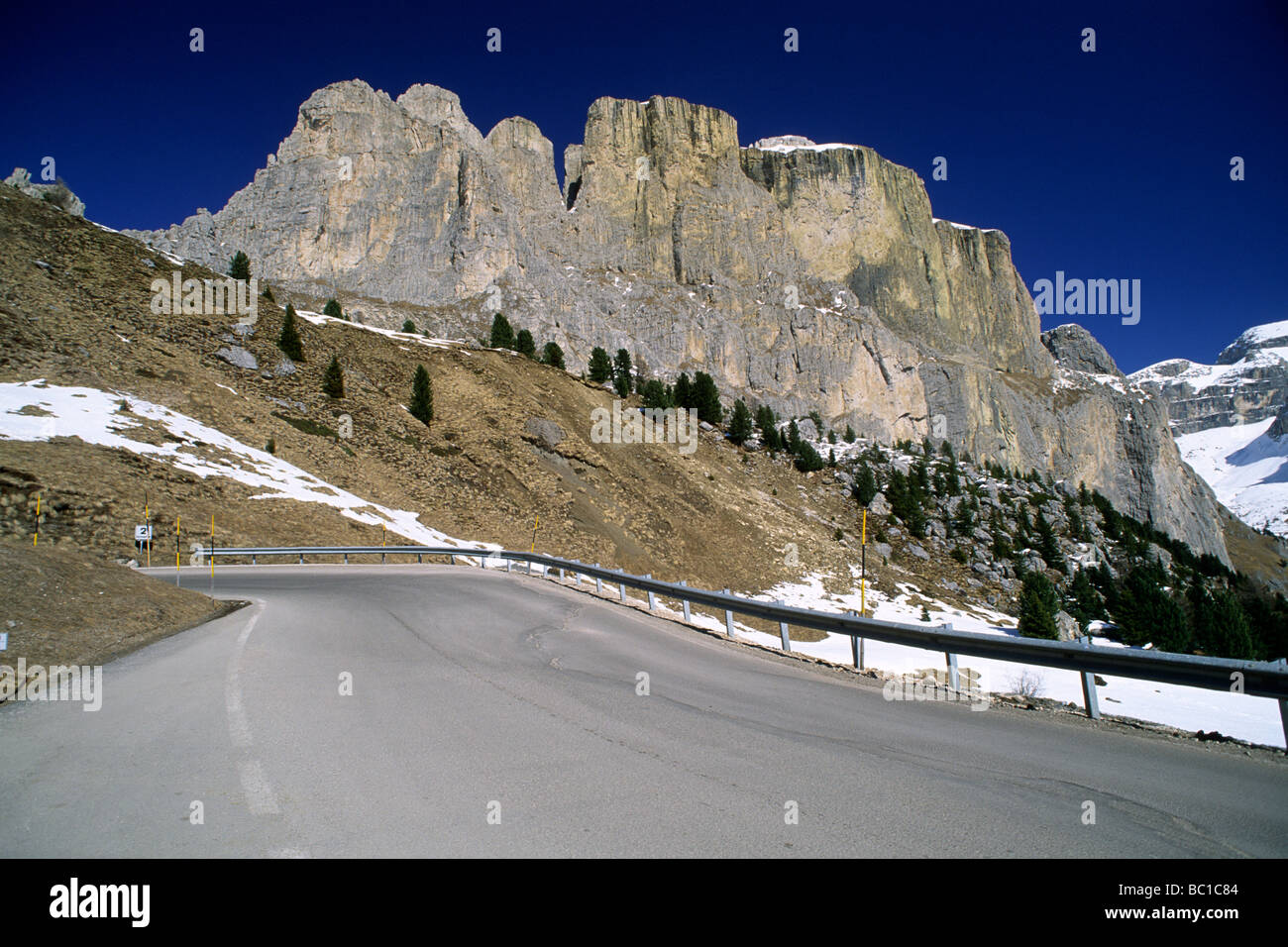 Strada dolomites hi-res stock photography and images - Alamy