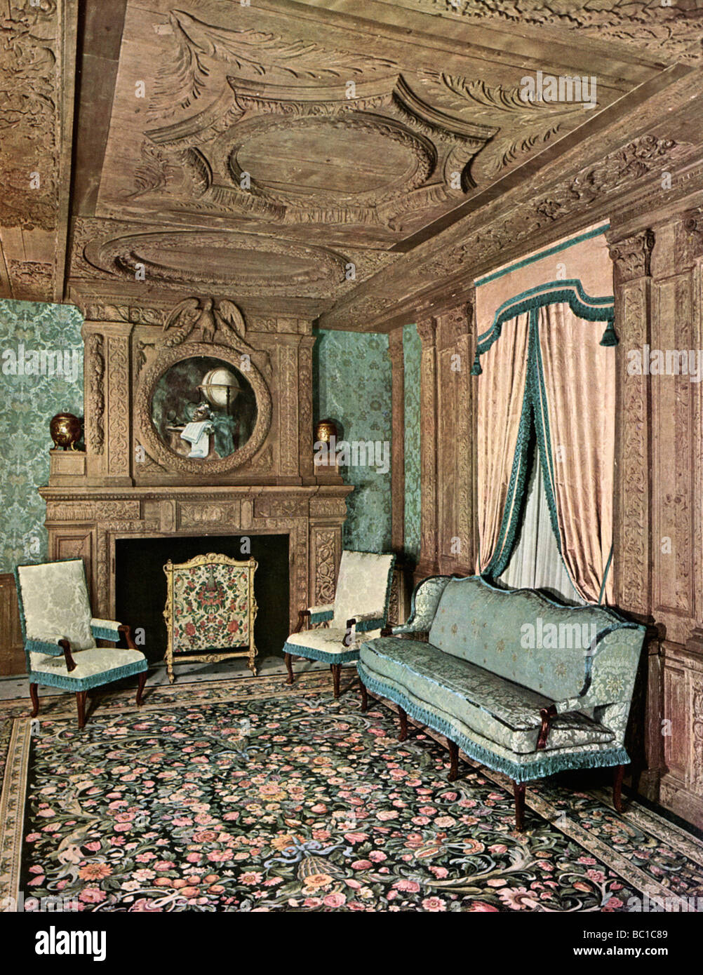 A living room during the reign of Louis XIII, Hôtel Marion du Fresne ...