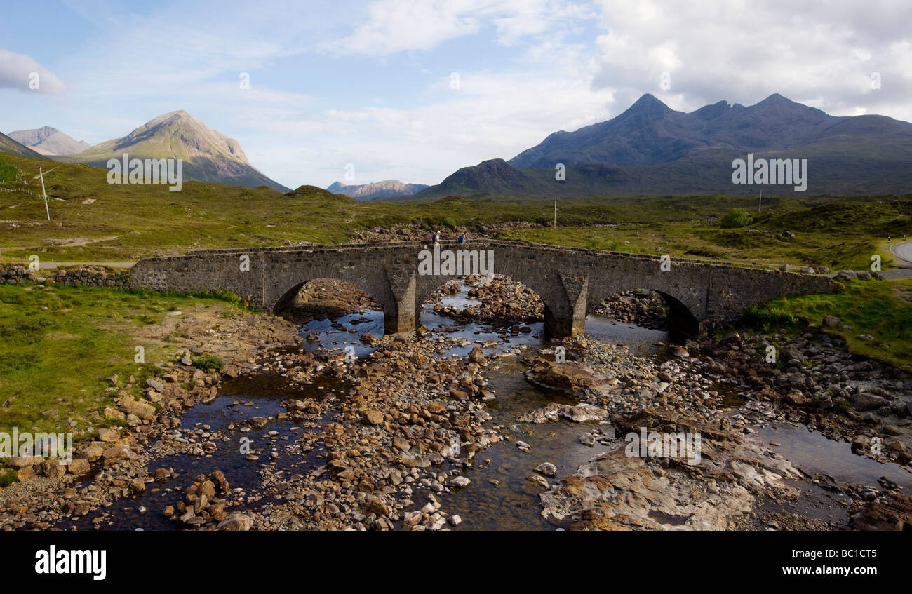 Stone bridge over the river Sligachan towards the Cuillin Hills Isle of ...