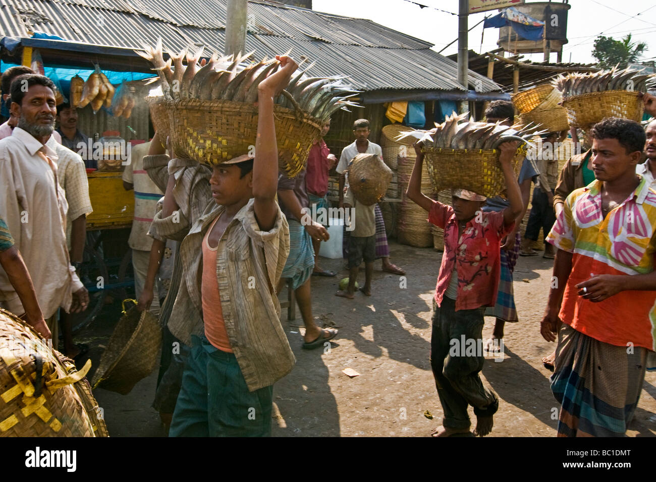 Bangladesh chittagong hi-res stock photography and images - Alamy