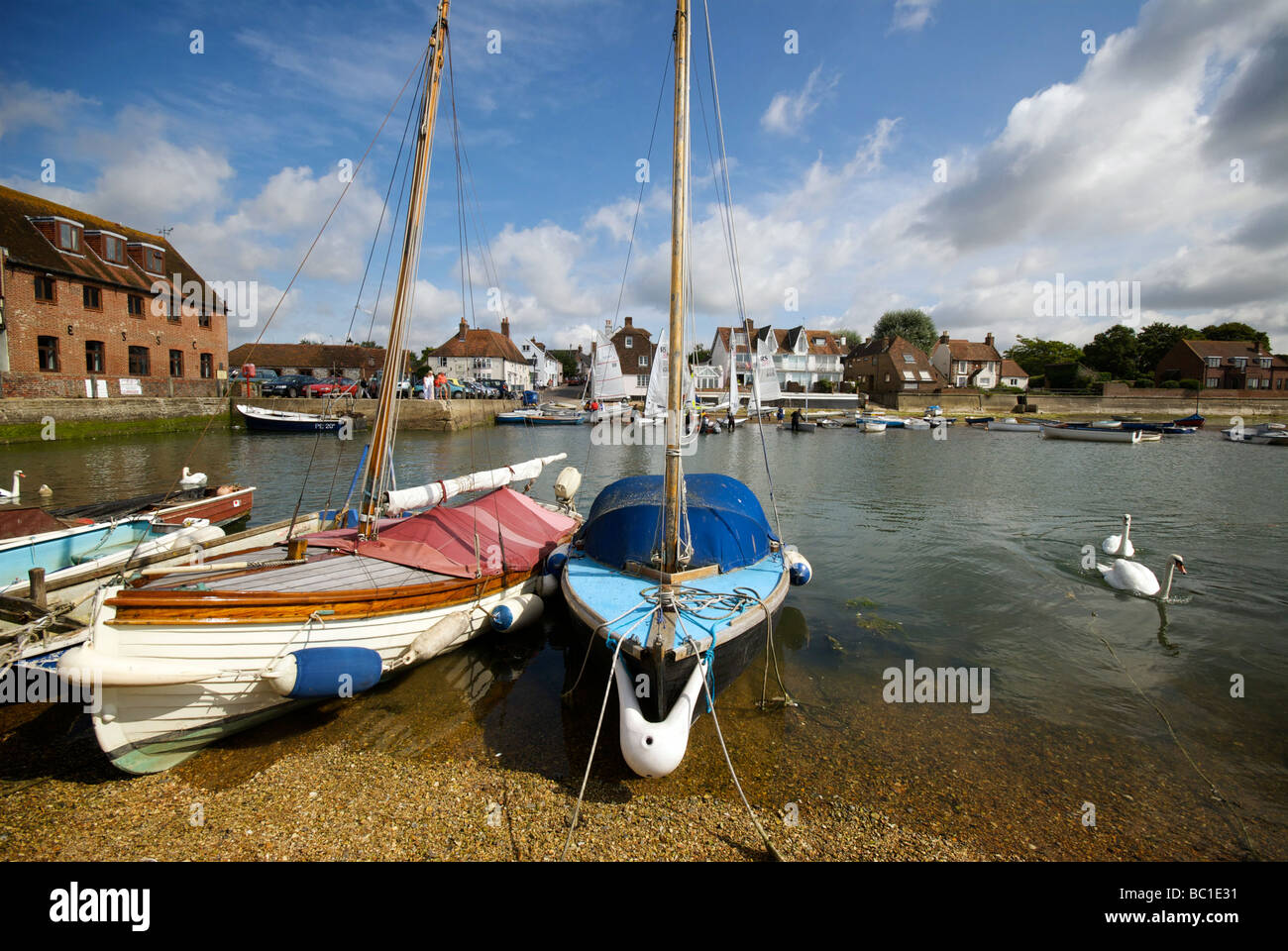 Emsworth harbour sailing hi-res stock photography and images - Alamy