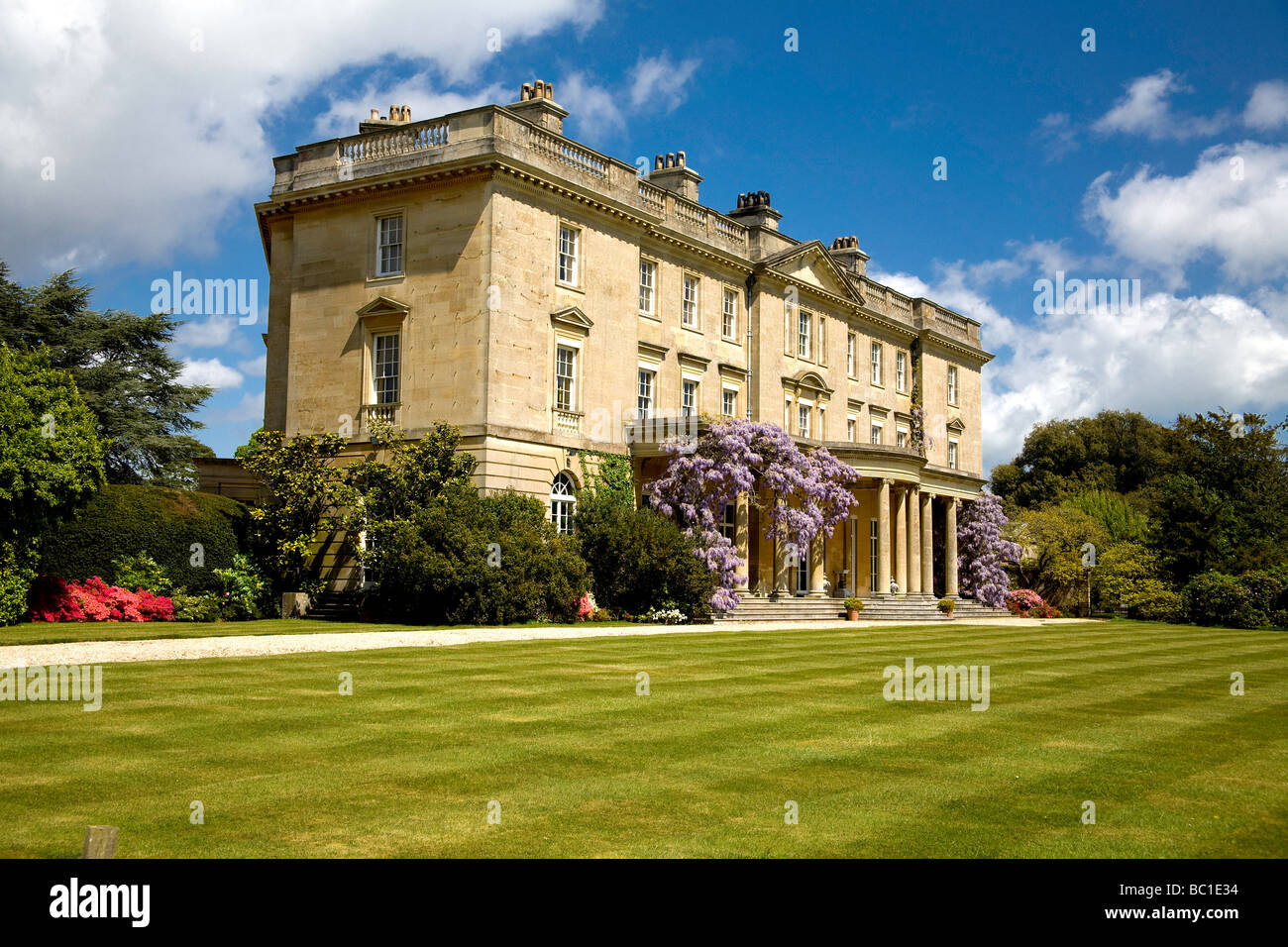 Red acers at exbury gardens new forest england hi-res stock photography ...