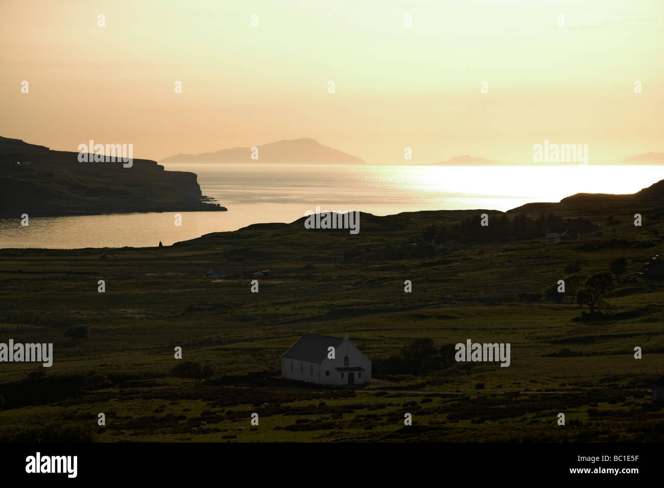 Coastal sunset, Loch Pooltiel, Milovaig, Glendale, Isle of Skye, Inner ...