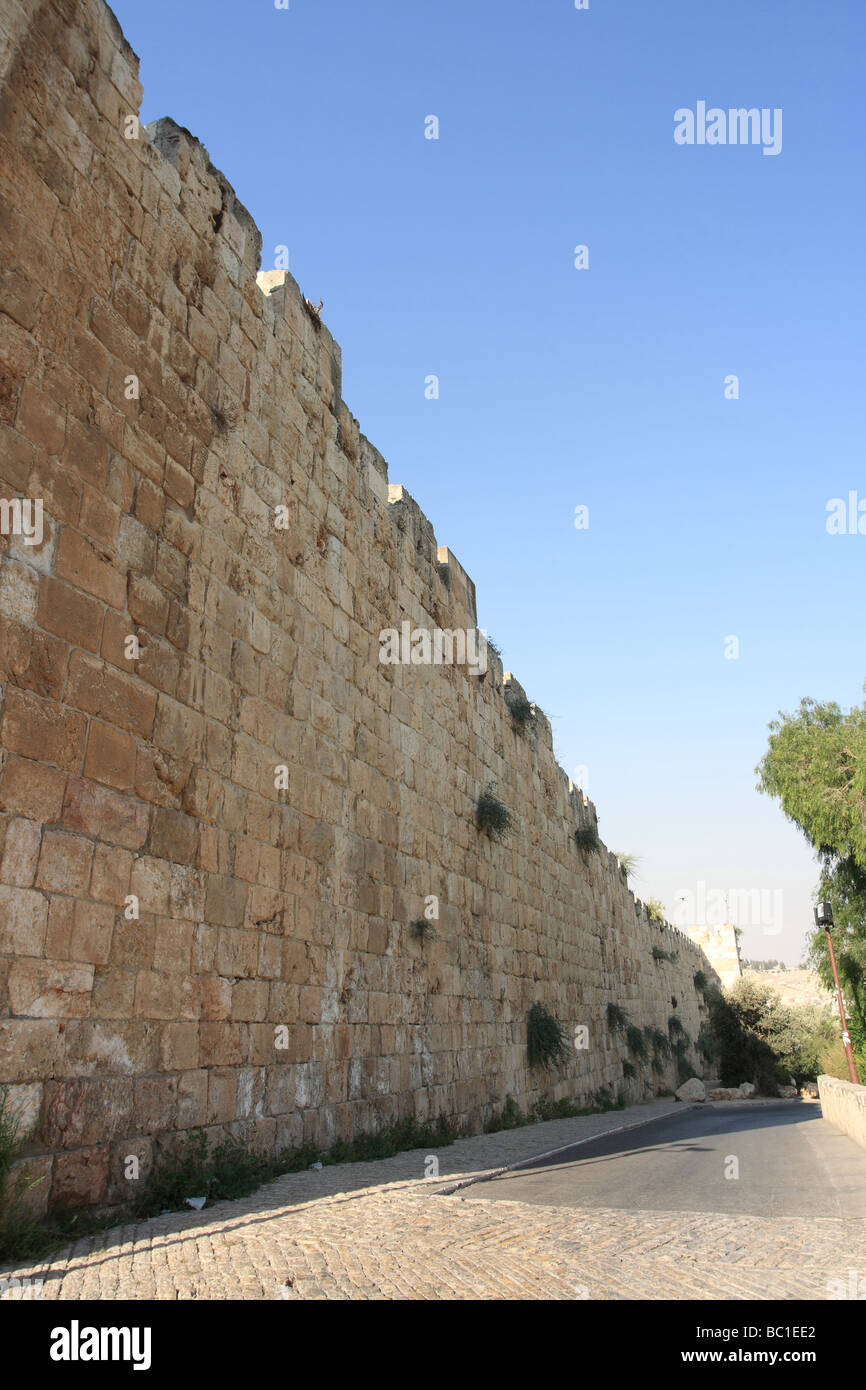 Jerusalem road hi-res stock photography and images - Alamy