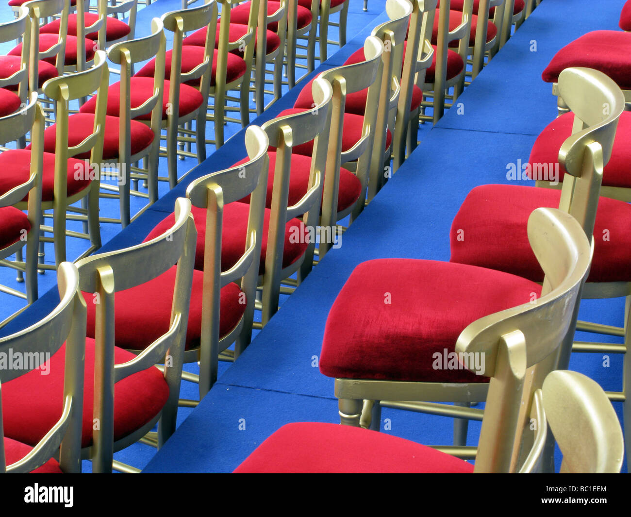 Chair free concert hall hi-res stock photography and images - Alamy