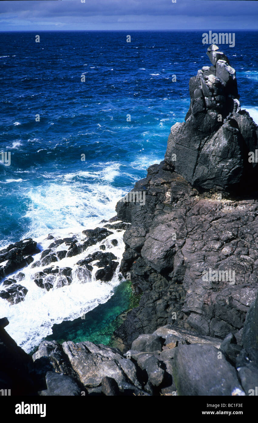 Parque nacional de la isla de galapagos hi-res stock photography and ...