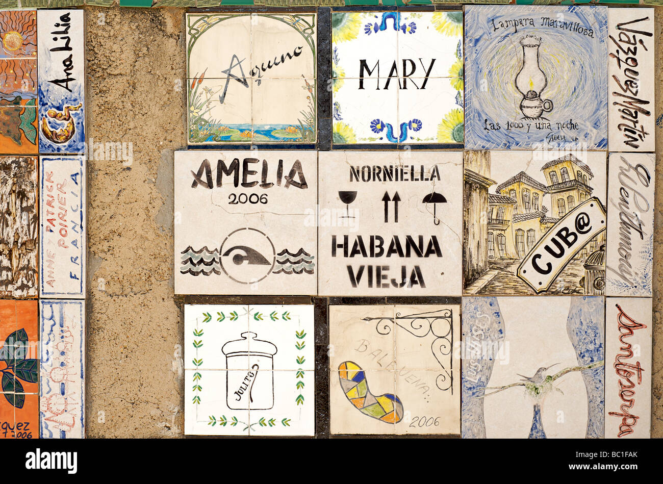 Cuban wall tiles hi-res stock photography and images - Alamy