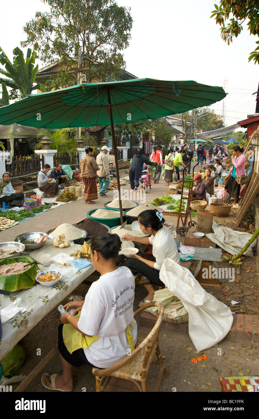 Luang prabang food market stall selling rice hi-res stock photography ...