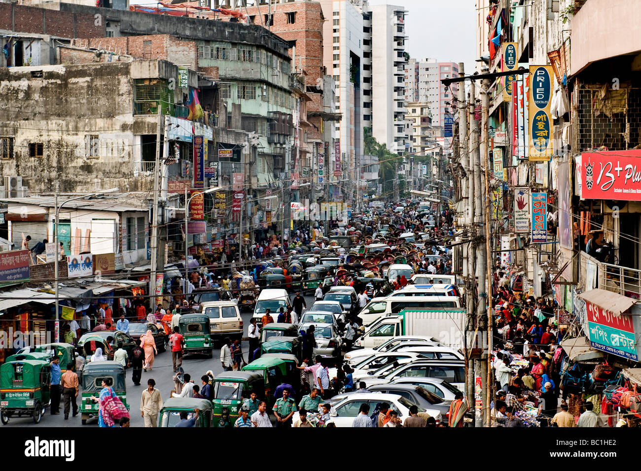 Road Traffic Bangladesh Stock Photos & Road Traffic Bangladesh Stock ...